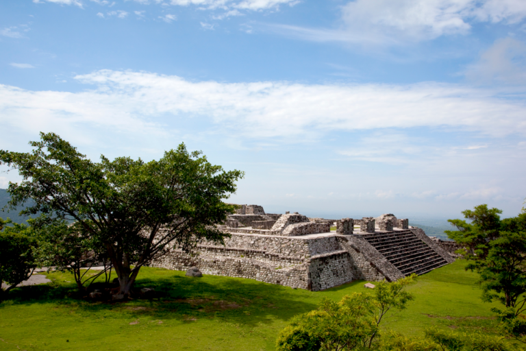 Zona arqueológica de Xochicalco - Escapadas por México Desconocido