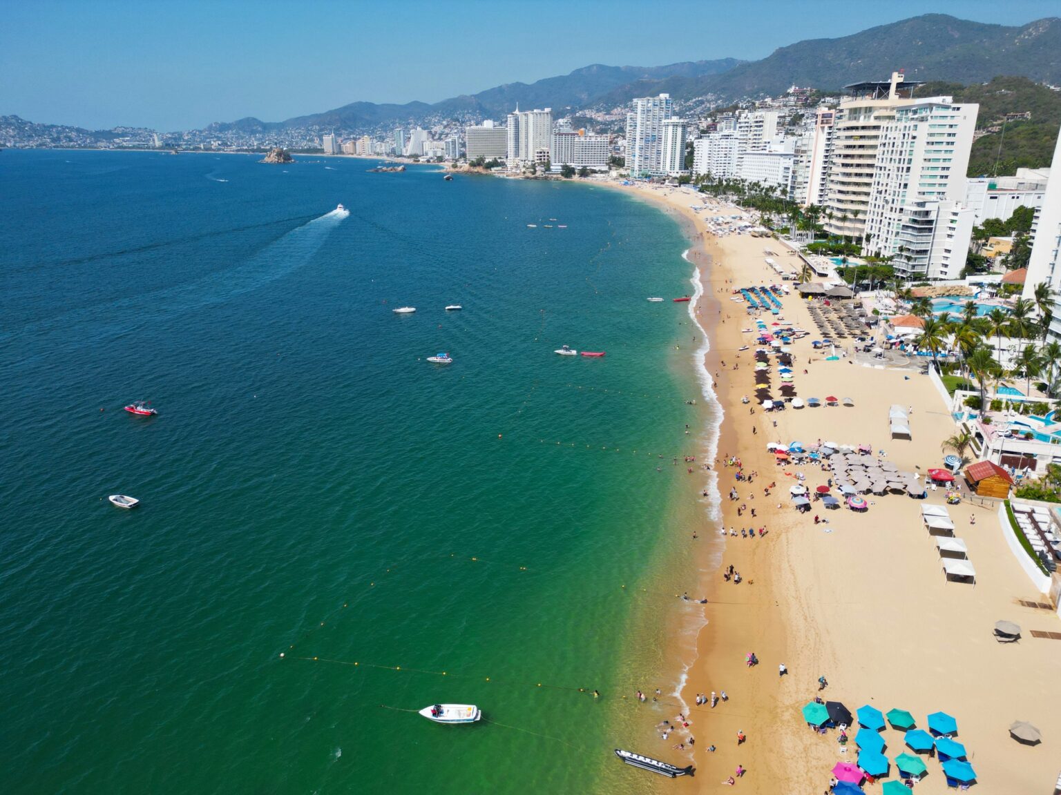 ¿Quieres gastar poco en carretera? Te recomendamos estas playas cerca ...